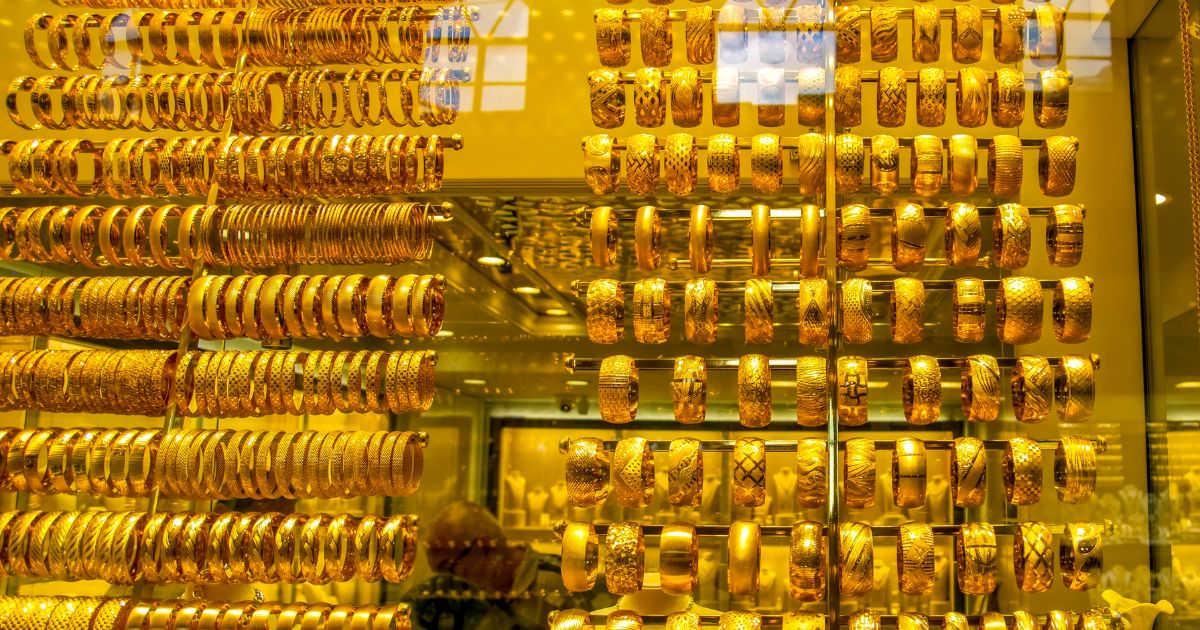Gold Alloy 101: How Mixing Metals Transforms Gold